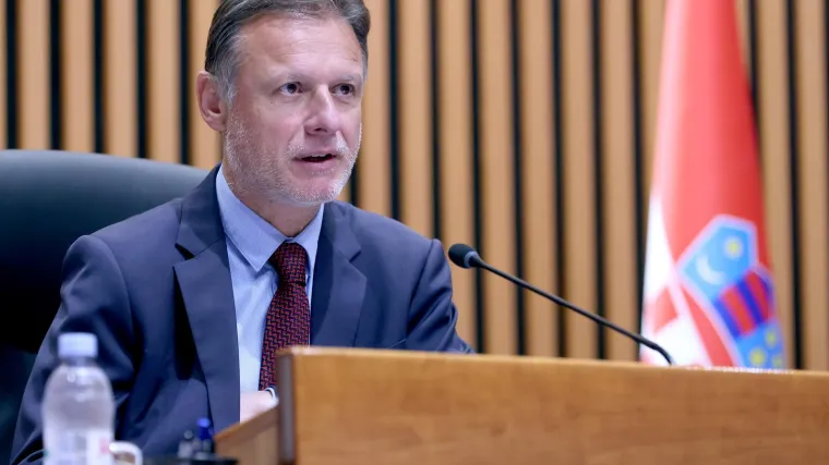 Kaos u Saboru nakon izjave Sandre Benčić - Net.hr