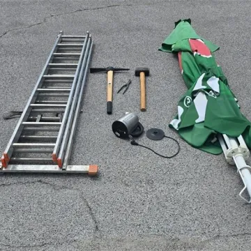 Od piva i suncobrana do lopata i ljestvi! Objavljeni detalji sulude ...